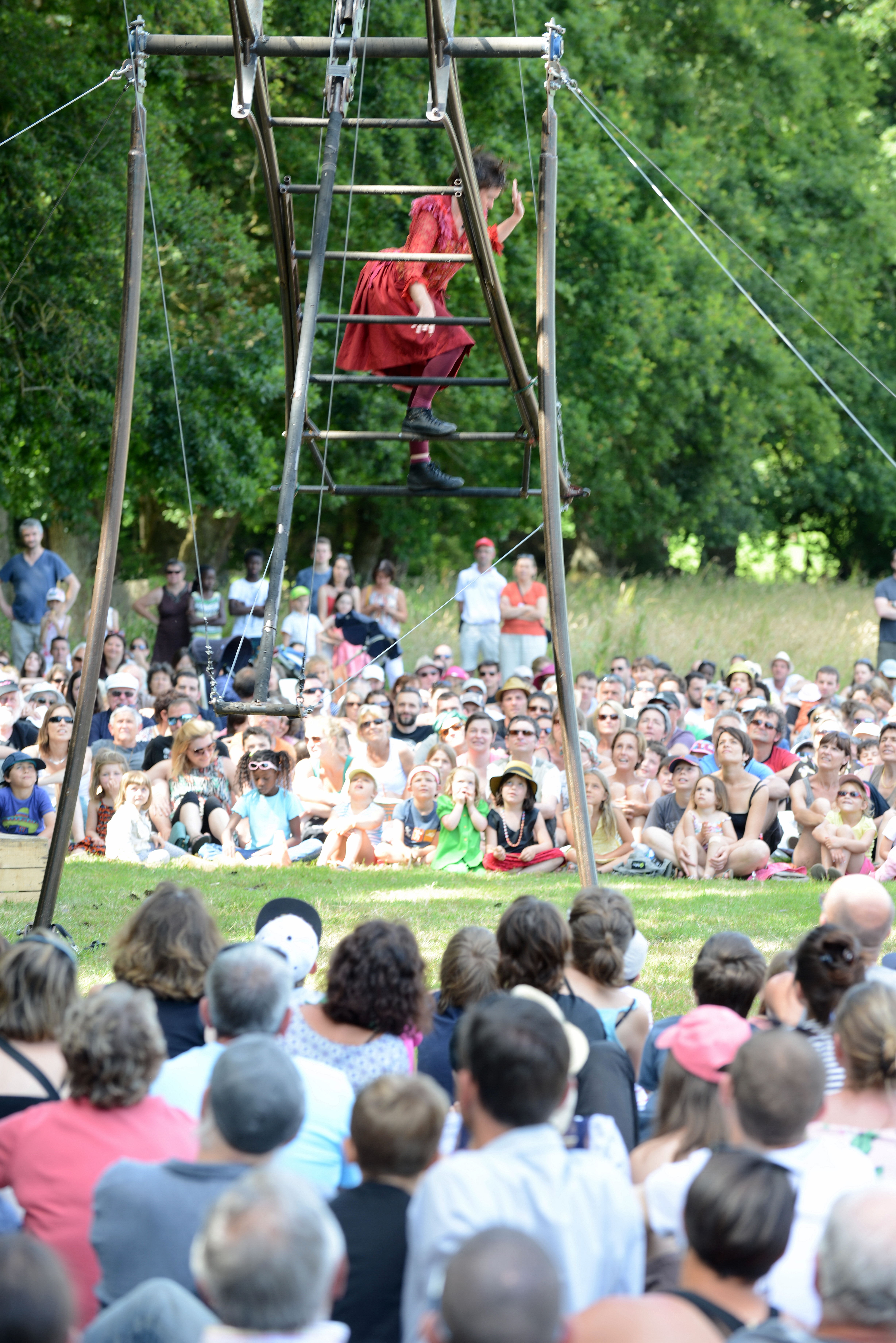 bjbn-2015-fh35_1 | Bazar le jour, Biz'art la nuit