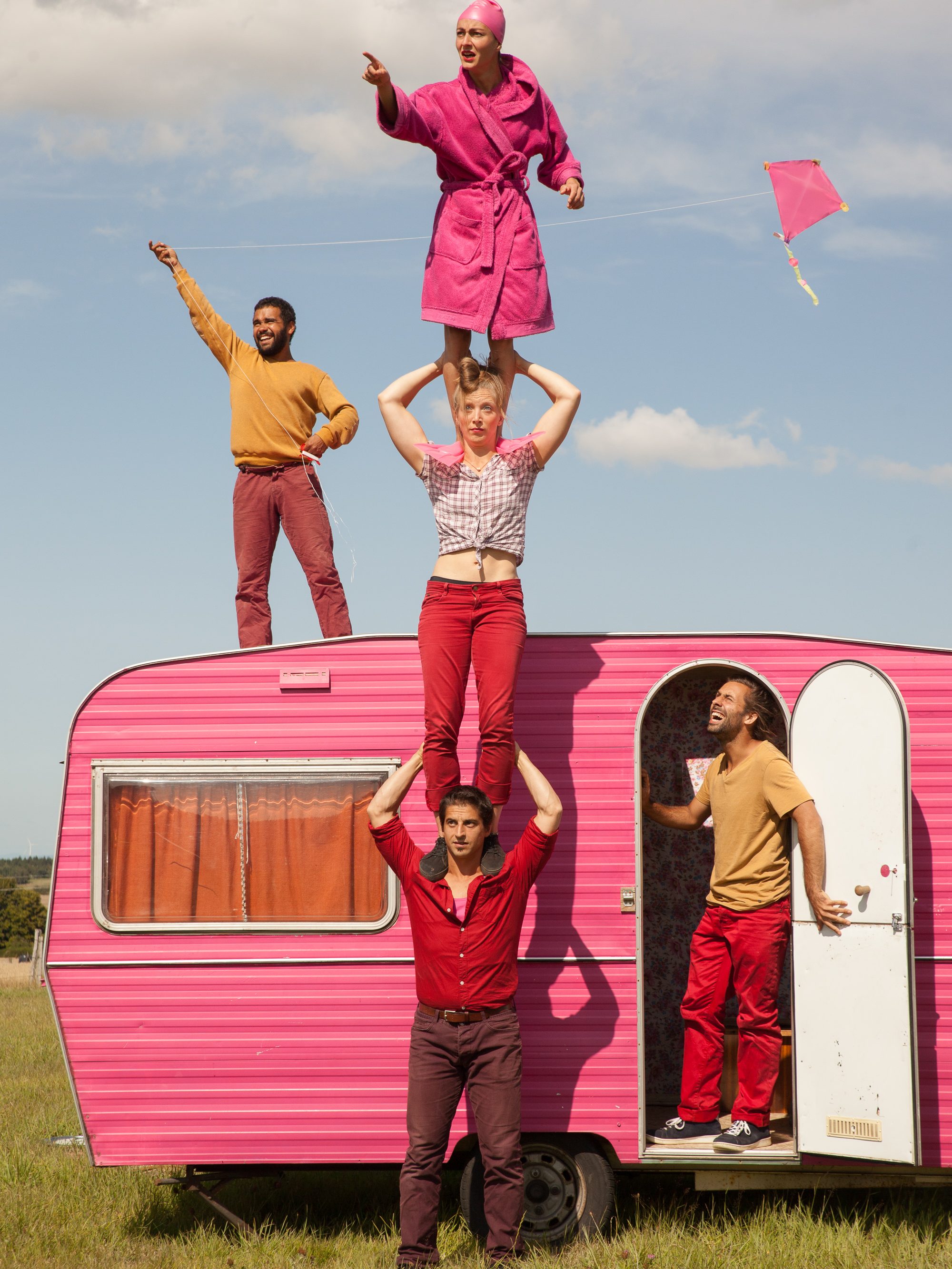 Bazar le jour, Biz'art la nuit